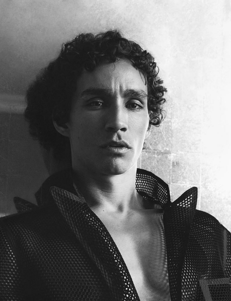 Robert Sheehan covers Rollacoaster Magazine Spring/Summer 2019 by ...