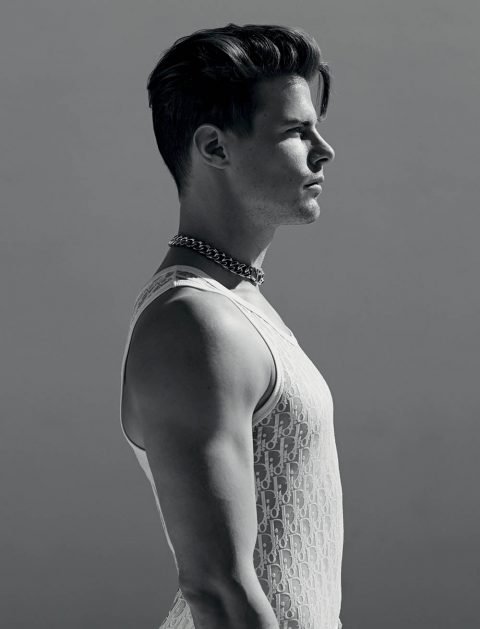 ''White Noise'' by RJ Rogenski for VMan Spring/Summer 2019 ...