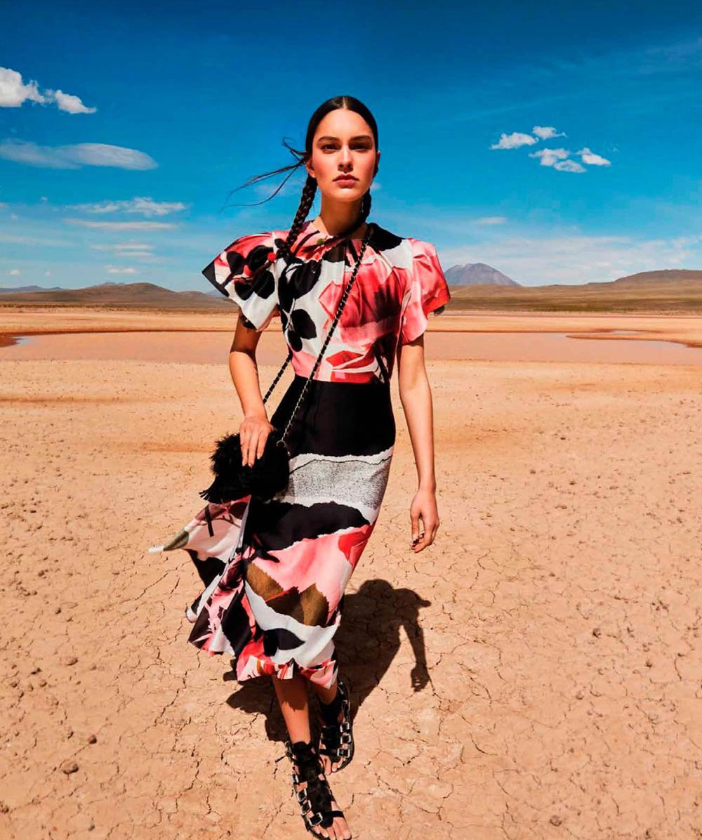 Elizabeth Salt covers Harper’s Bazaar Mexico & Latin America August ...