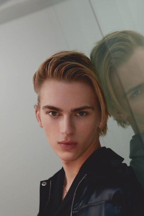 Dominik Sadoch covers Issue Magazine No.31 by Ben Lamberty ...