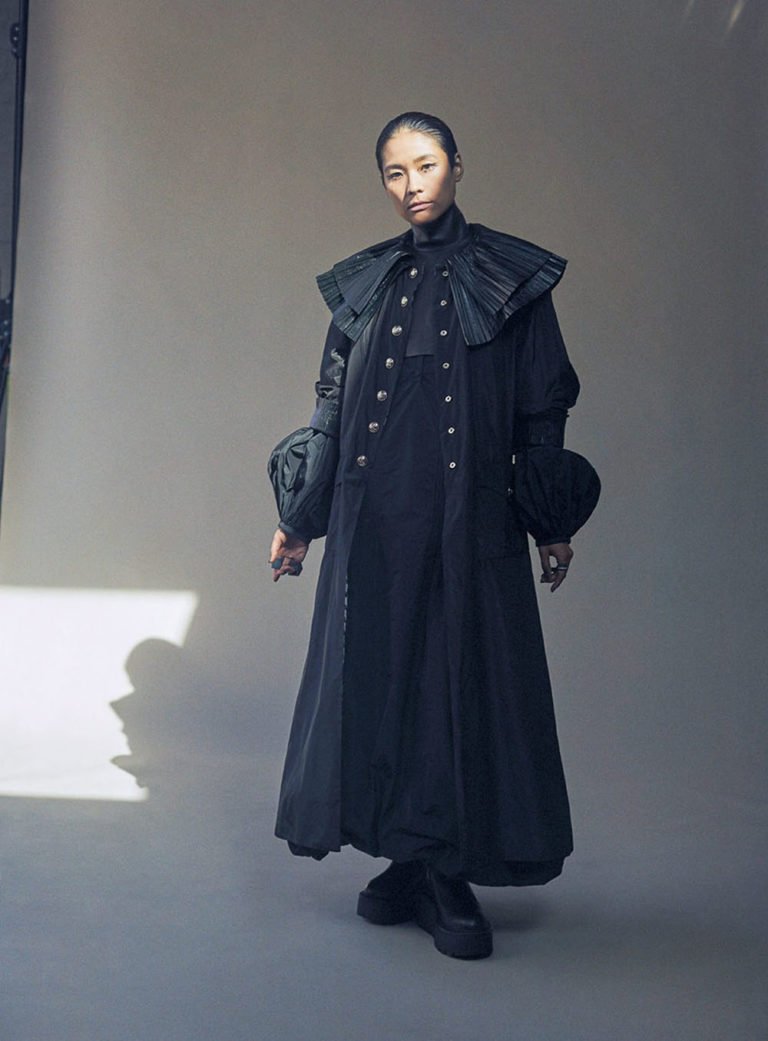 Sarah Saxinger and Kamilya Kuspanova by Ola Rindal for Vanity Fair ...