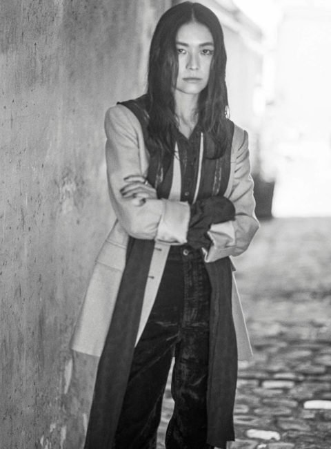 Sarah Saxinger and Kamilya Kuspanova by Ola Rindal for Vanity Fair ...