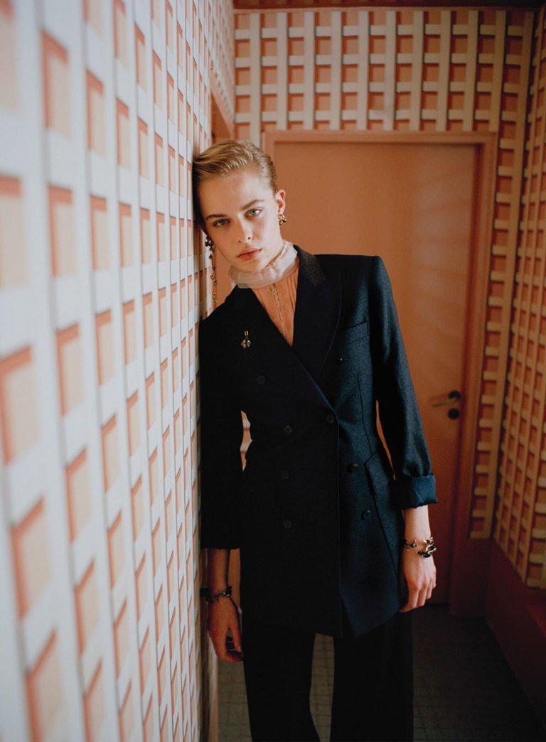 Sarah Saxinger by Charlotte Hadden for InStyle US December 2020 ...