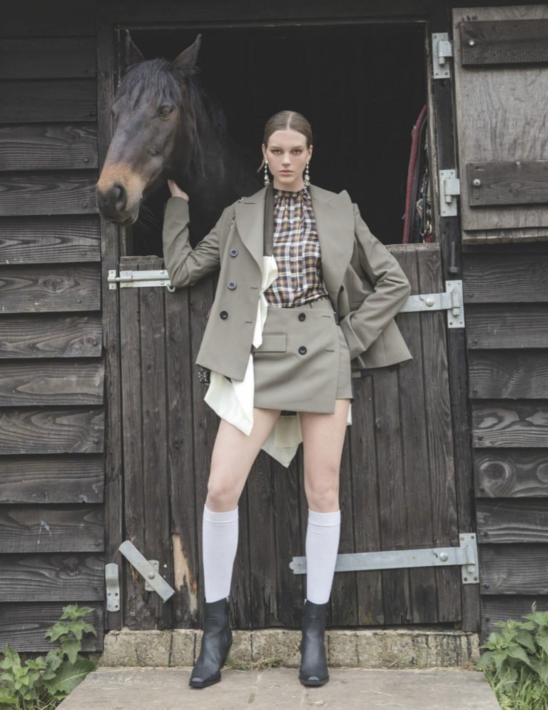 Natalie Ogg by Jackie Nickerson for Vogue Singapore July/August 2021 ...