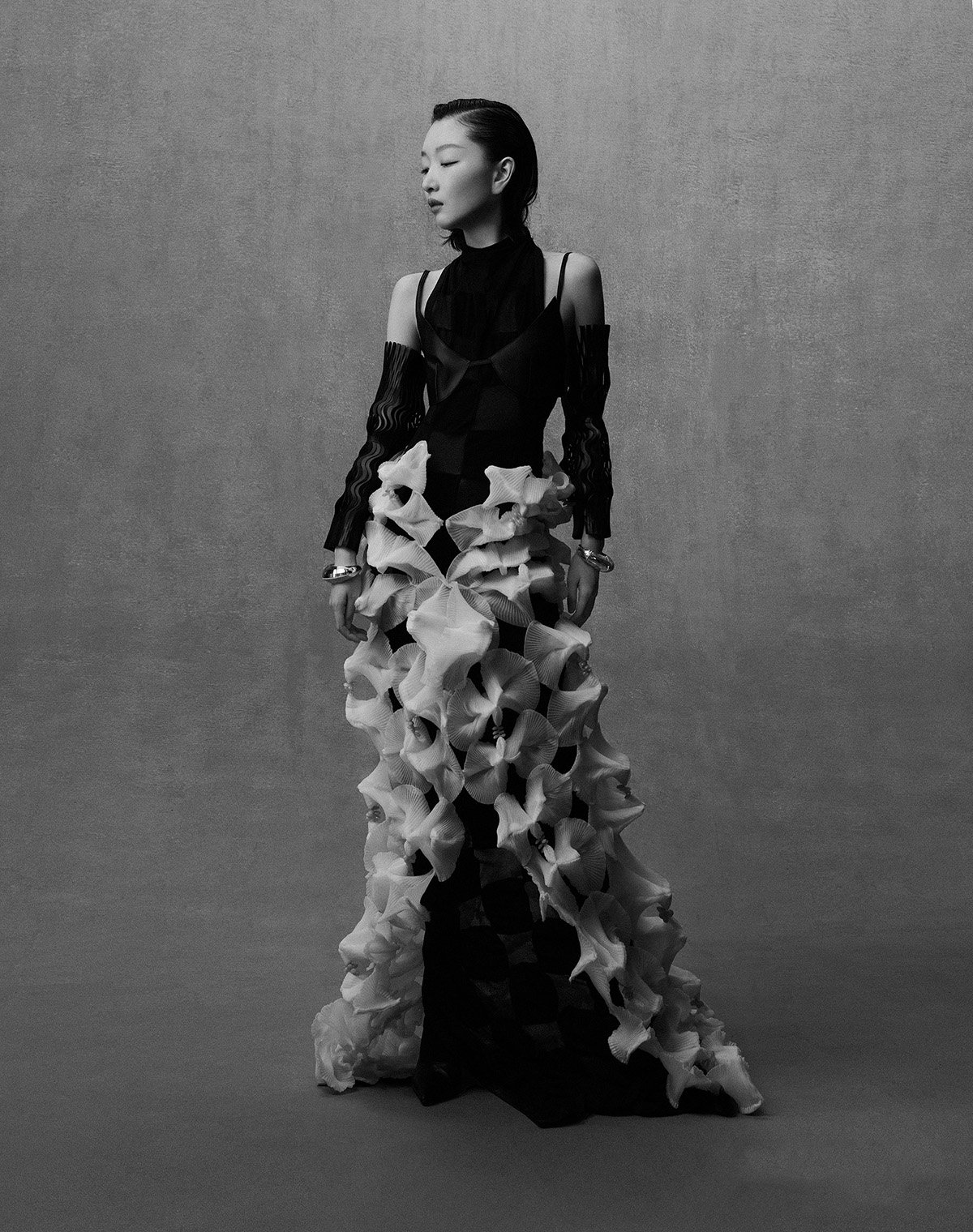 Zhou Dongyu in Louis Vuitton on Vogue China January 2022 cover by ...
