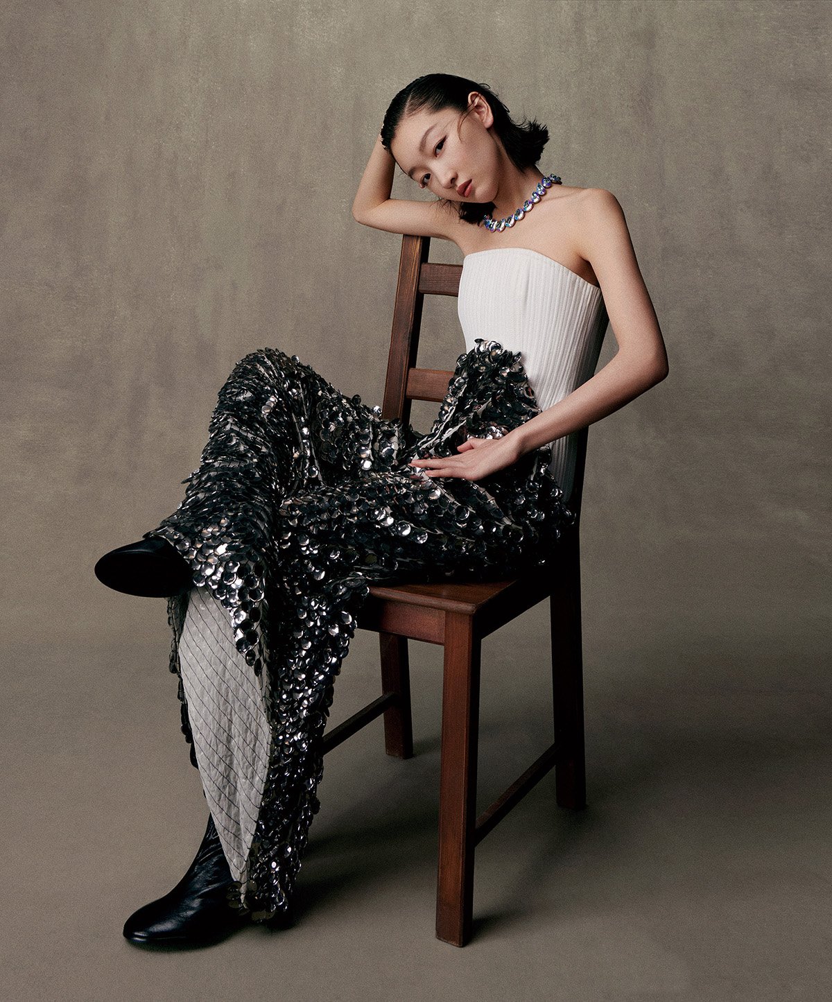 Zhou Dongyu in Louis Vuitton on Vogue China January 2022 cover by ...