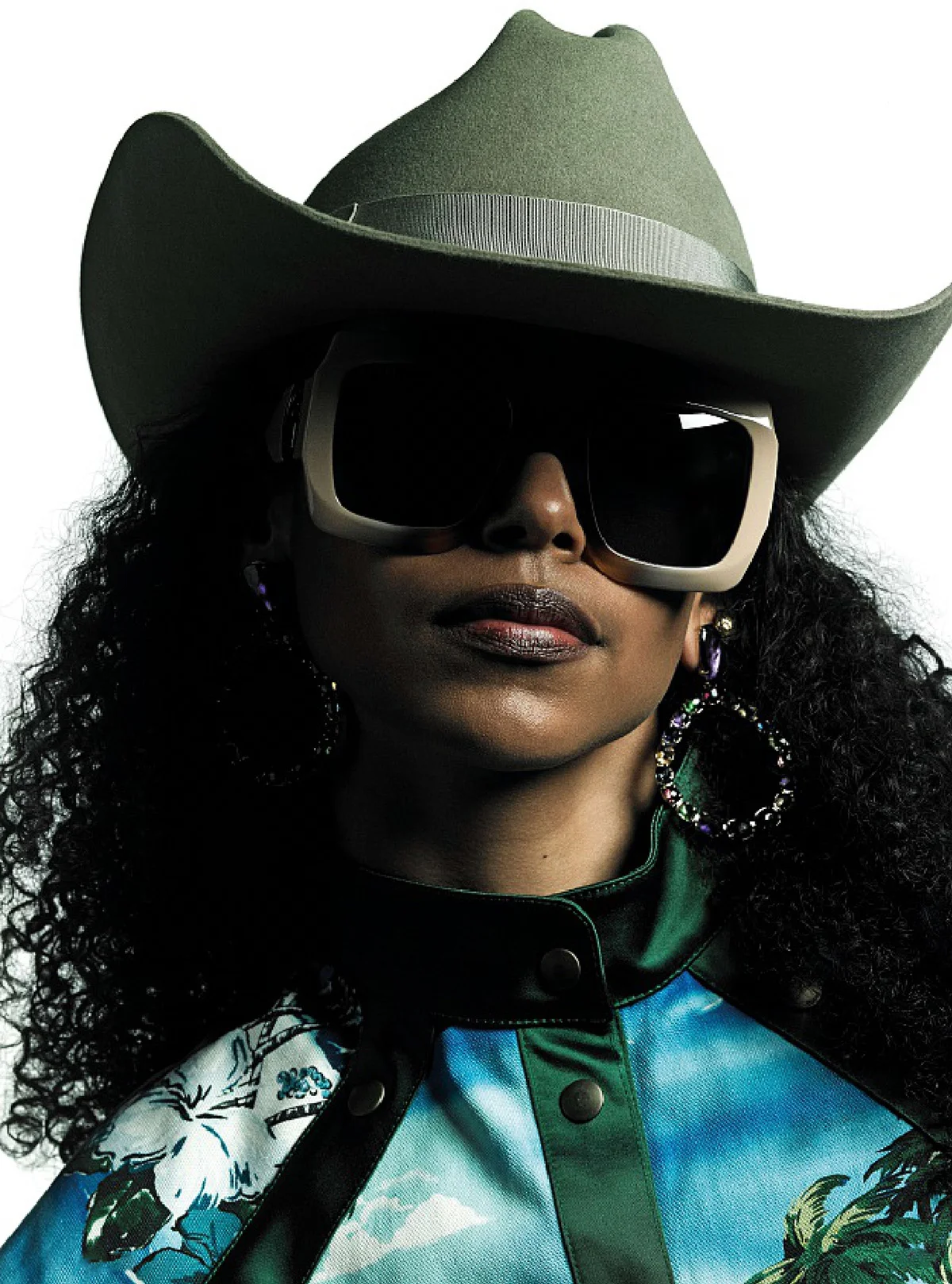 Jessie Weber by Günter Parth for Amica Magazine April 2022 ...