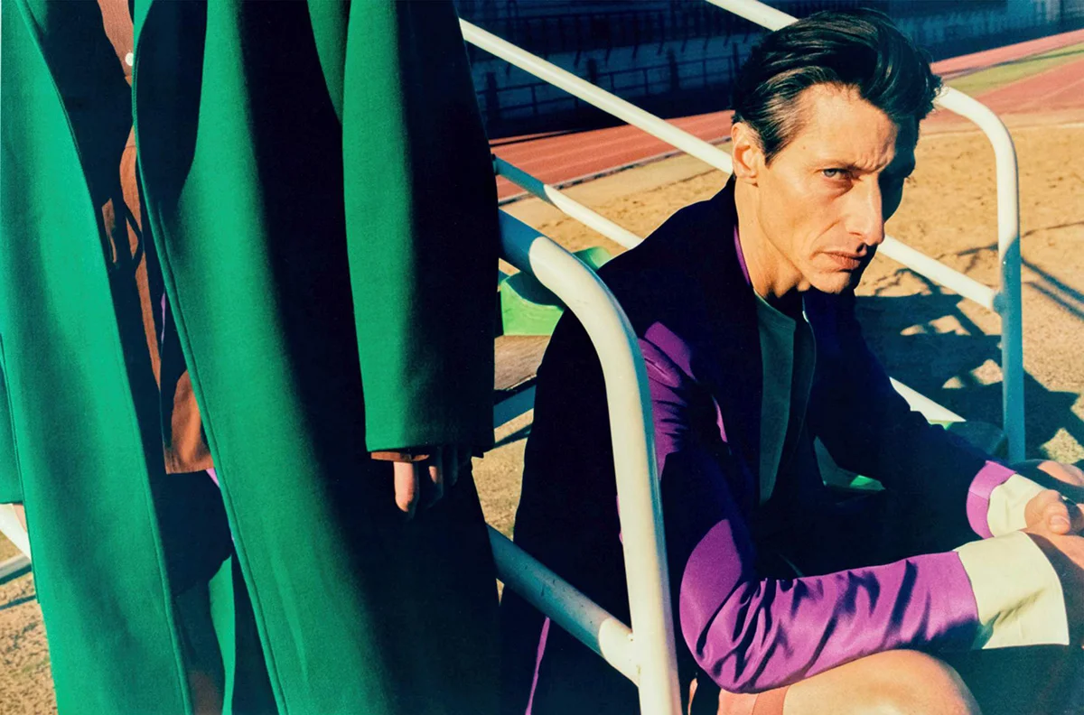 Jonas Mason and Benno Bulang by Pepe Lobez for Esquire Mexico April ...