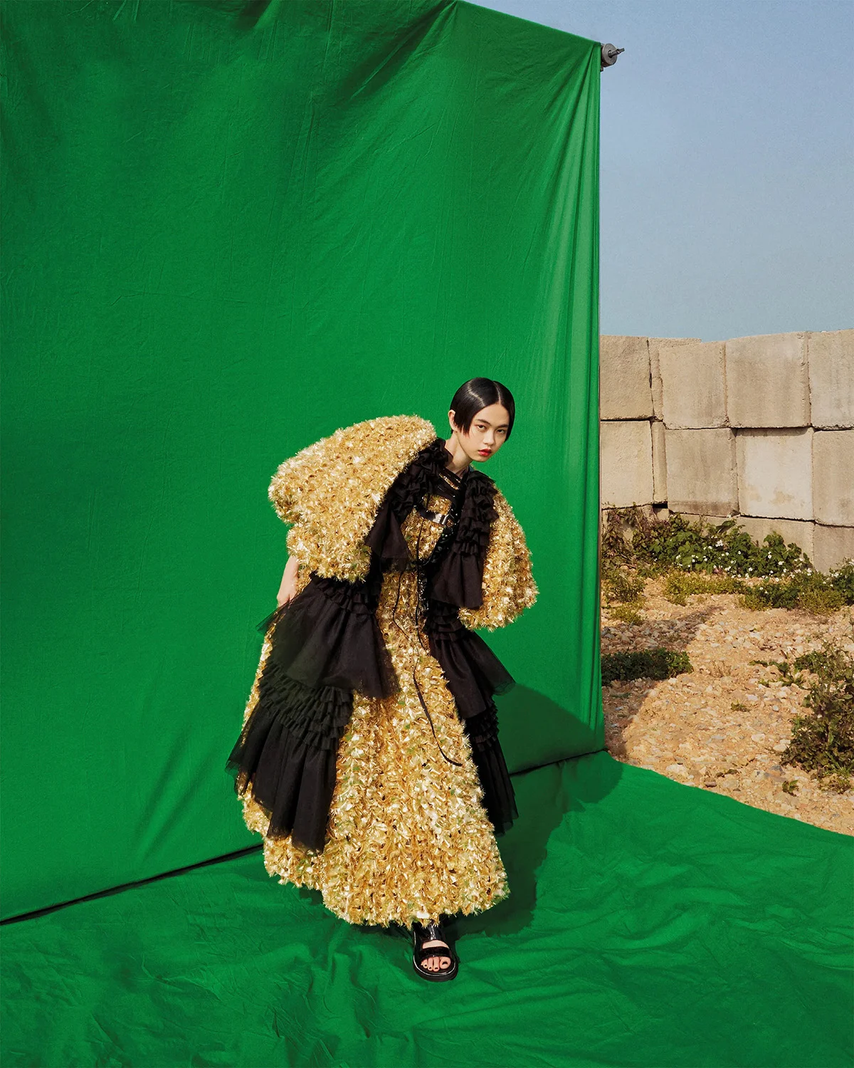 Zoe Fang in Louis Vuitton on Vogue Taiwan April 2022 cover by Hedy ...