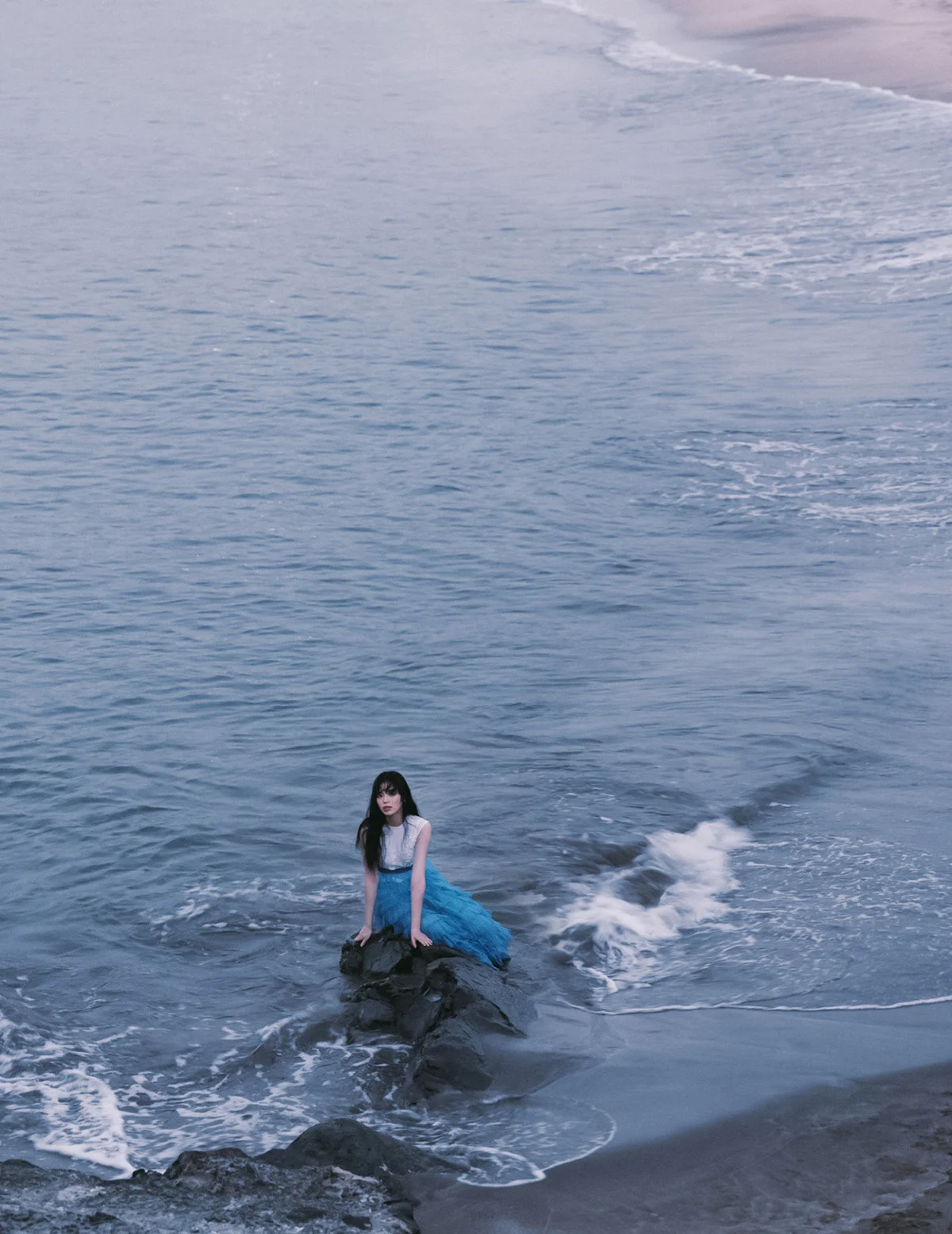 Lu Xia covers Vogue Singapore May/June 2022 by Zhang Ahuei ...