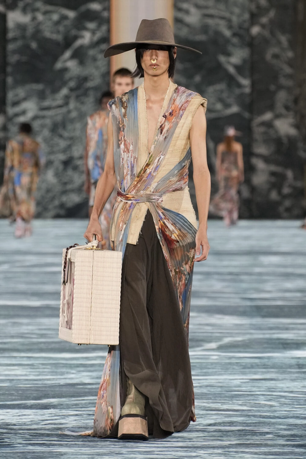 Balmain Spring/Summer 2023 - Paris Fashion Week - fashionotography