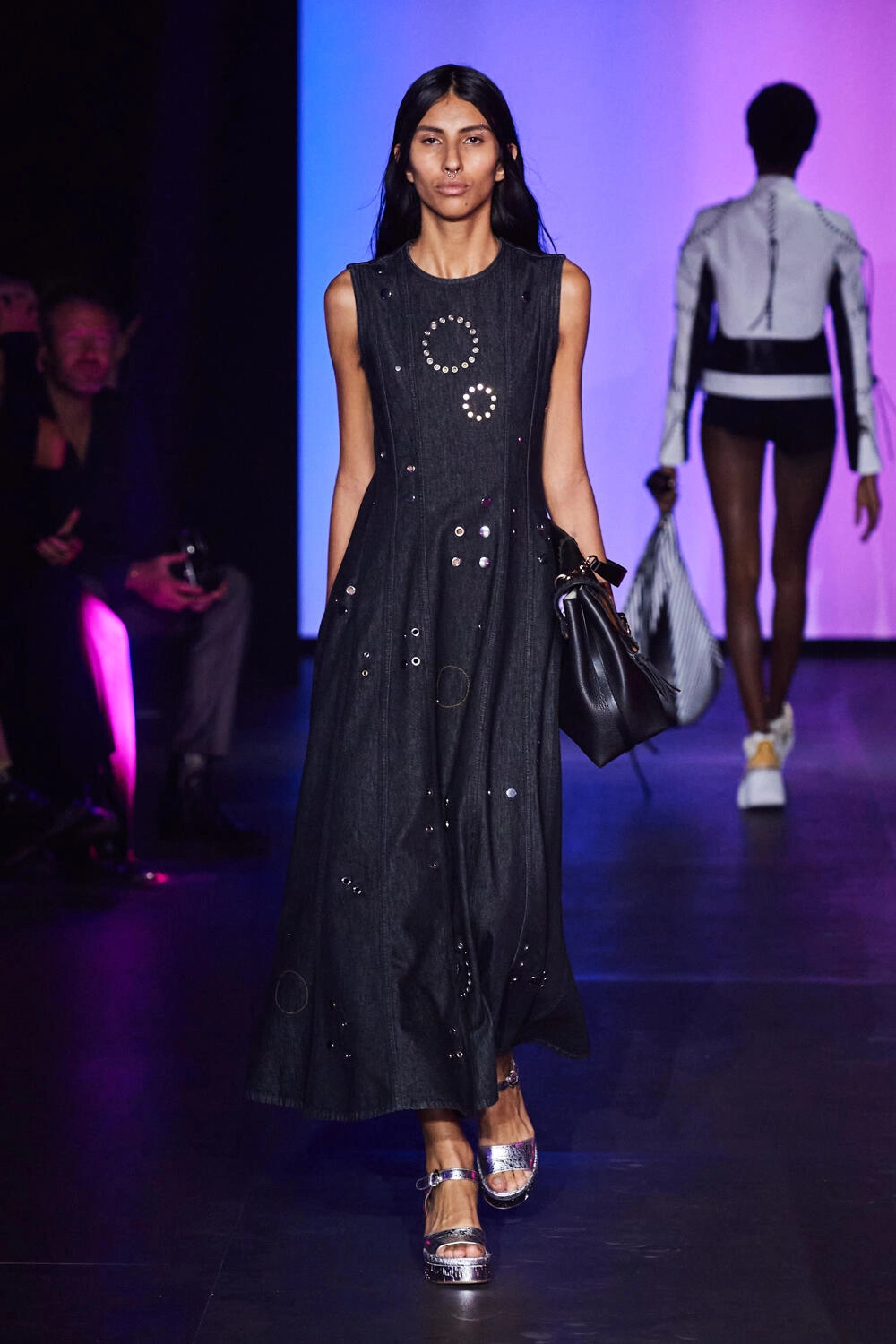 Chloé Spring/Summer 2023 - Paris Fashion Week - fashionotography