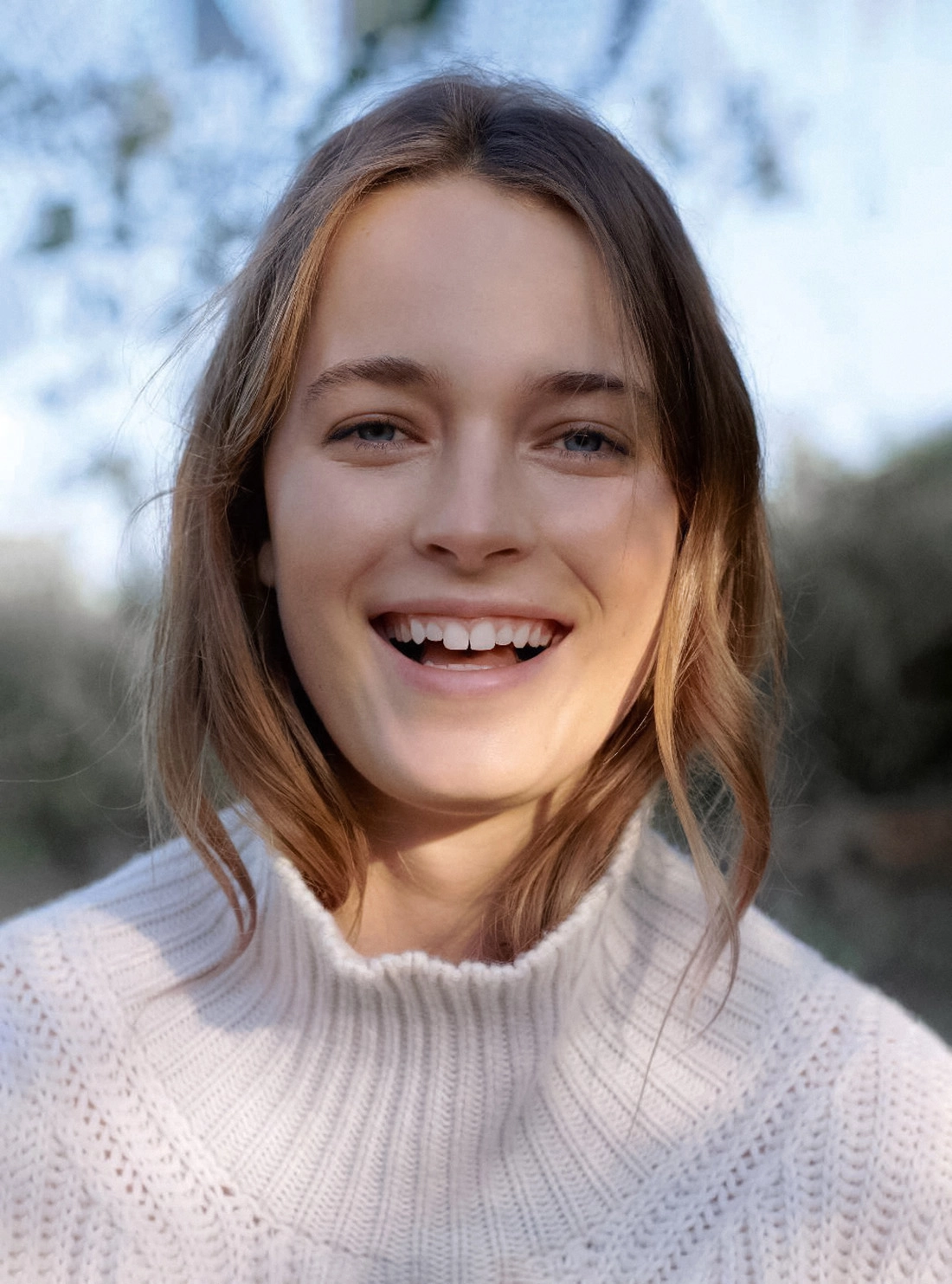 Esti van Balen by Danilo Scarpati for Elle Italia September 22nd, 2022 ...