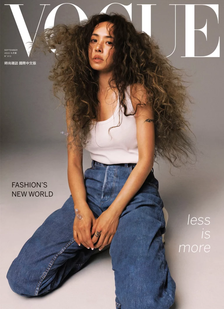 Jolin Tsai covers Vogue Taiwan September 2022 by Zhong Lin - fashionotography