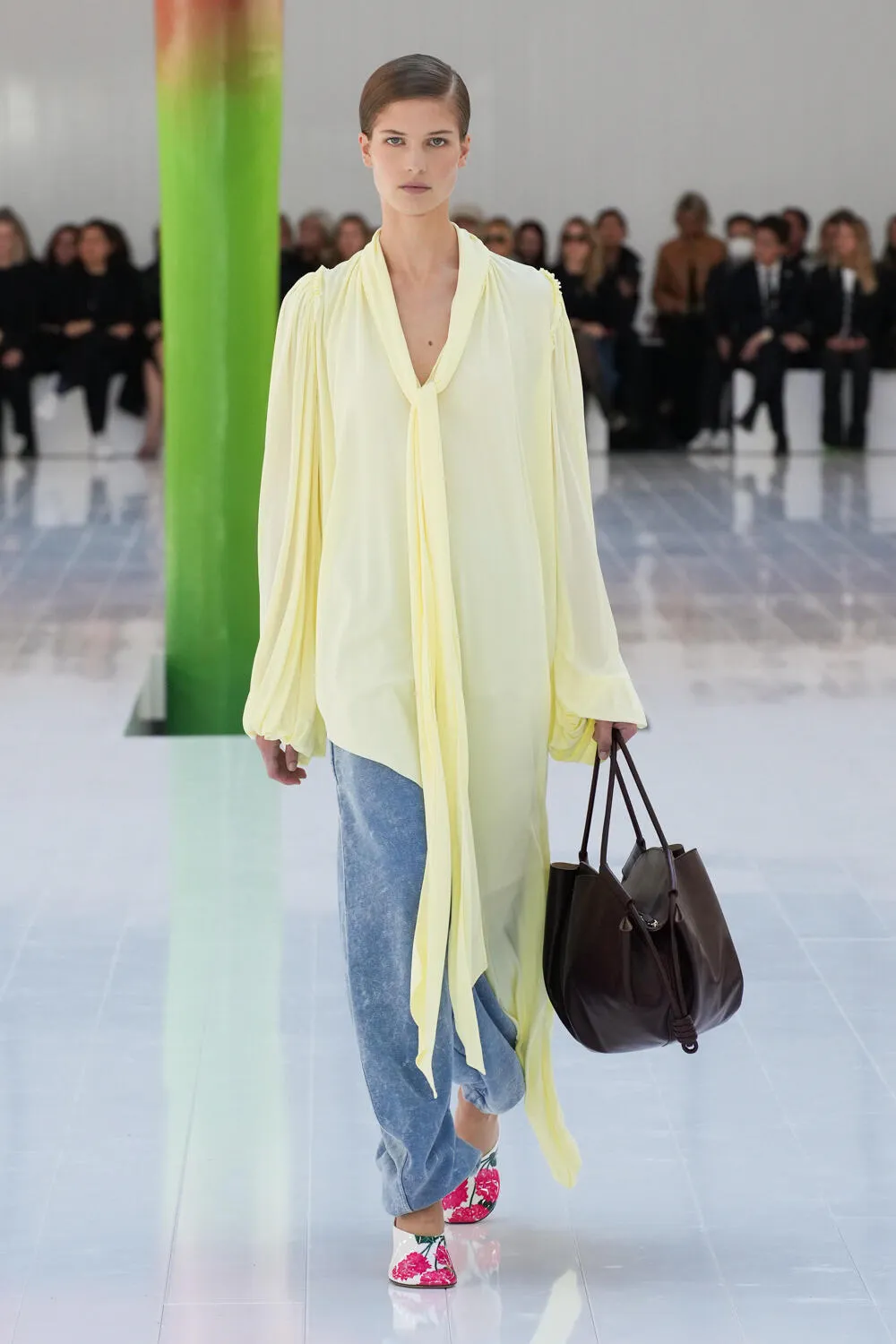 Loewe Spring/Summer 2023 - Paris Fashion Week - fashionotography