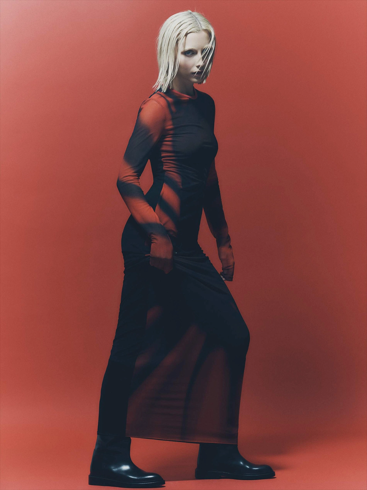 Emma Chamberlain covers Porter Magazine October 31st, 2022 by Tom ...