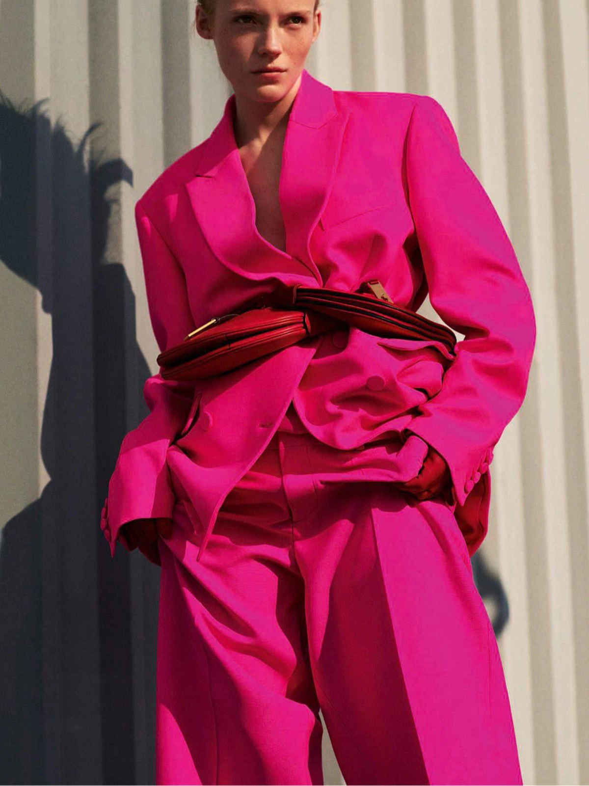 Lucan Gillespie by Laurie Bartley for Elle Italia October 27th, 2022 ...