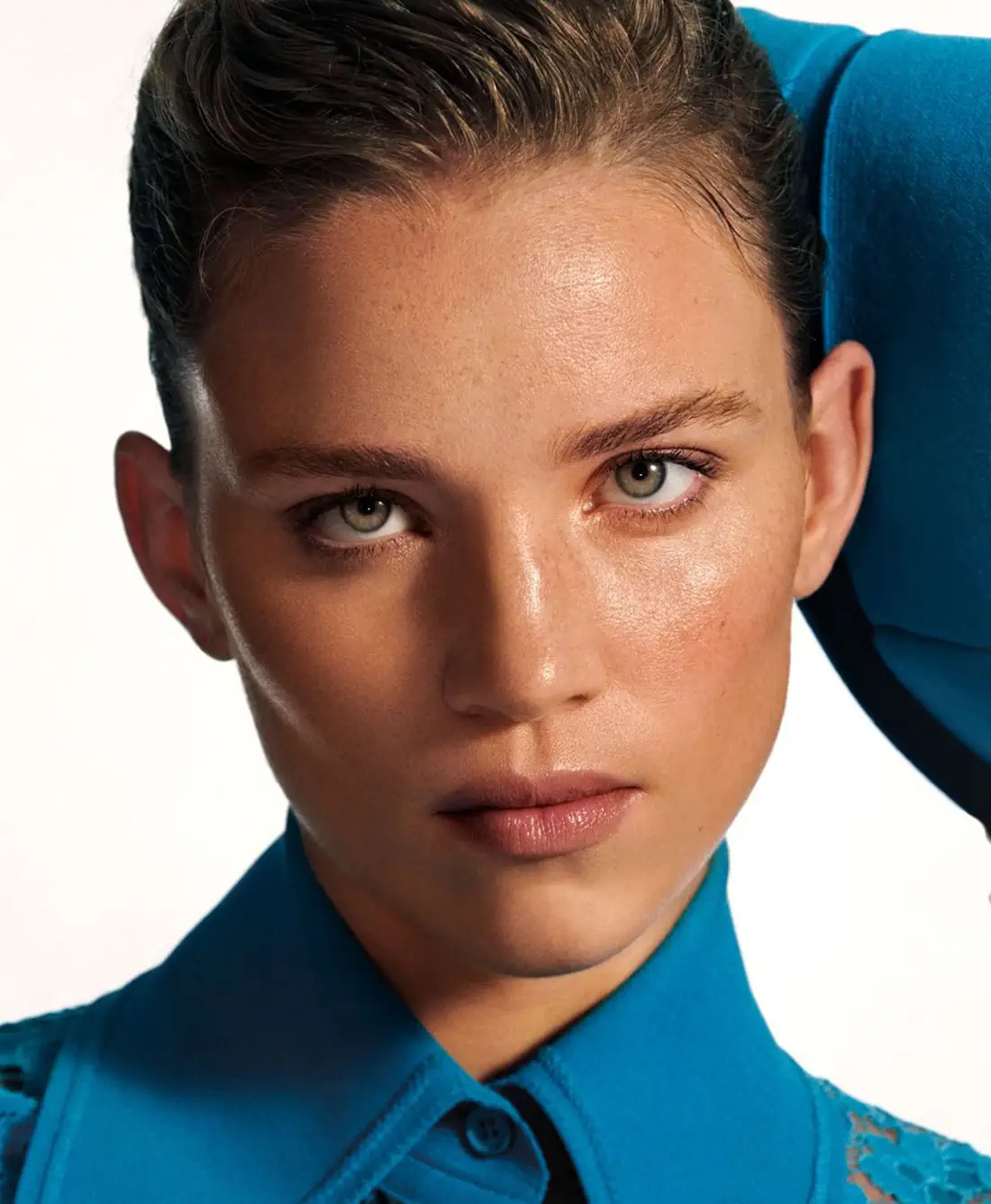 Rebecca Leigh Longendyke covers Elle US March 2023 Digital Edition by ...