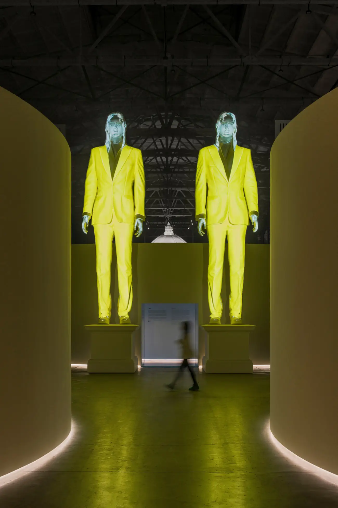 Gucci Cosmos: Unveiling iconic designs in a spectacular Shanghai ...