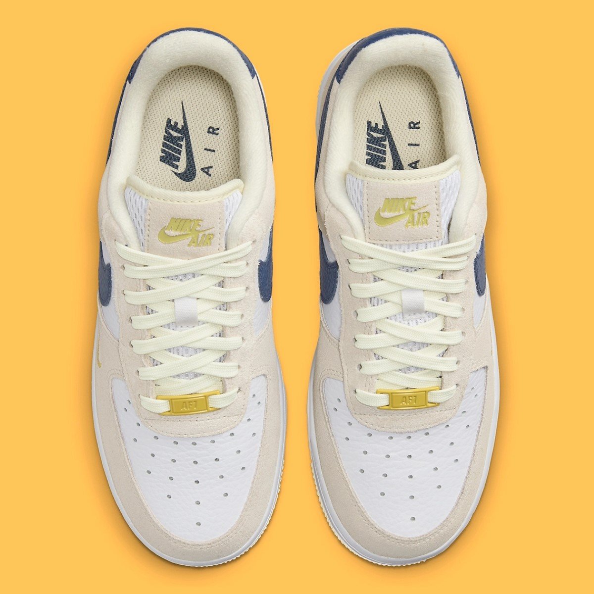 The summer-ready Nike Air Force 1 Low ''Tan/Navy''