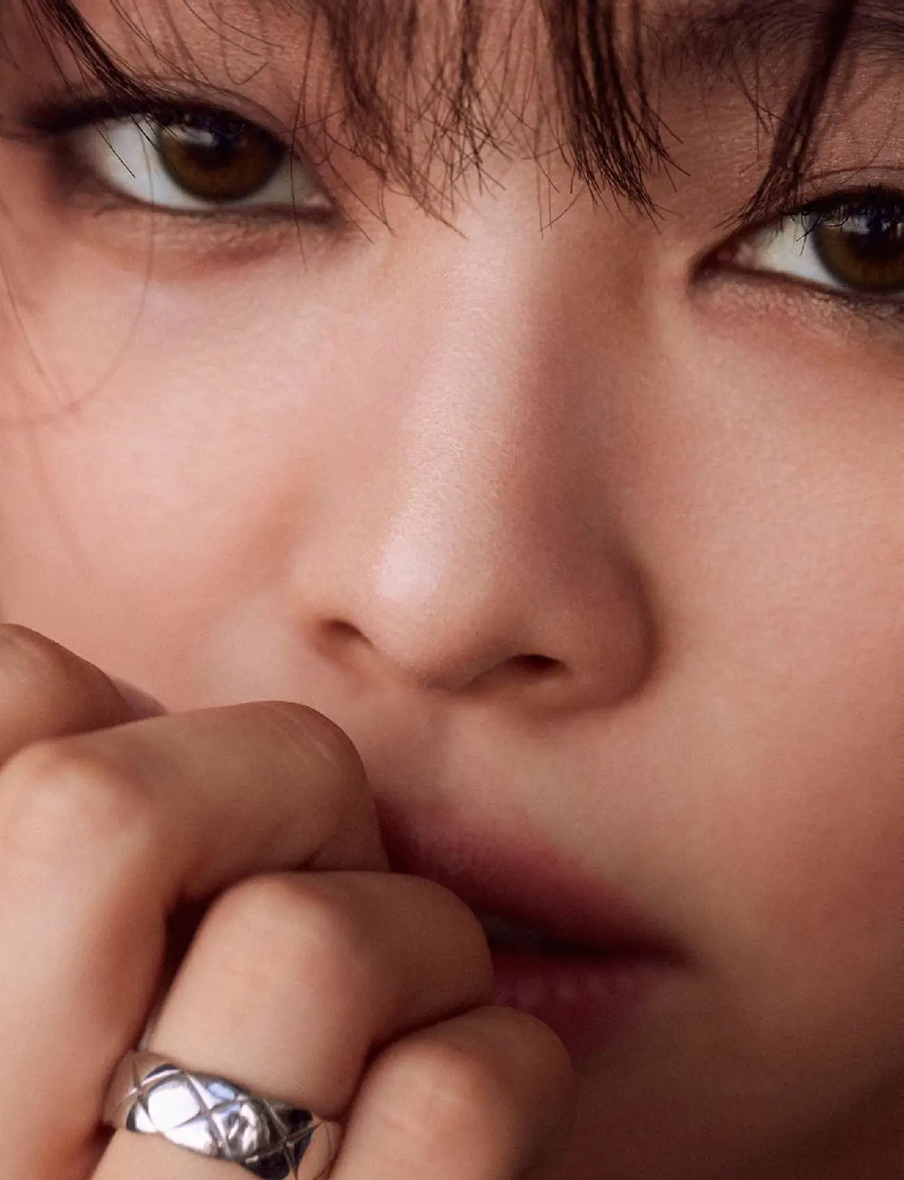 Blackpink’s Jennie in Chanel on Elle France August 24th, 2023 by Camilla Akrans - fashionotography