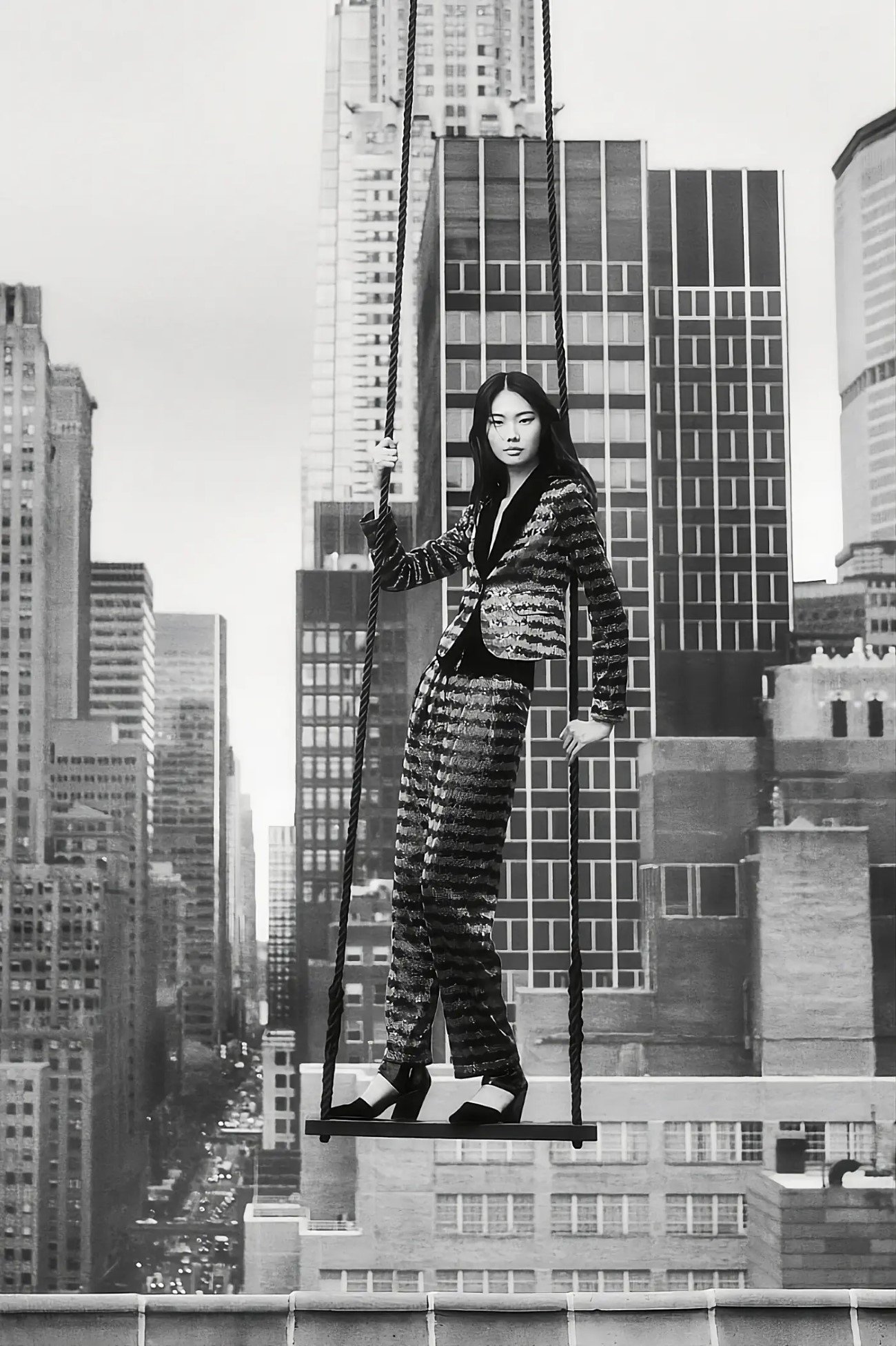 Emporio Armani Fall/Winter 2023 campaign unveils an electrifying ...