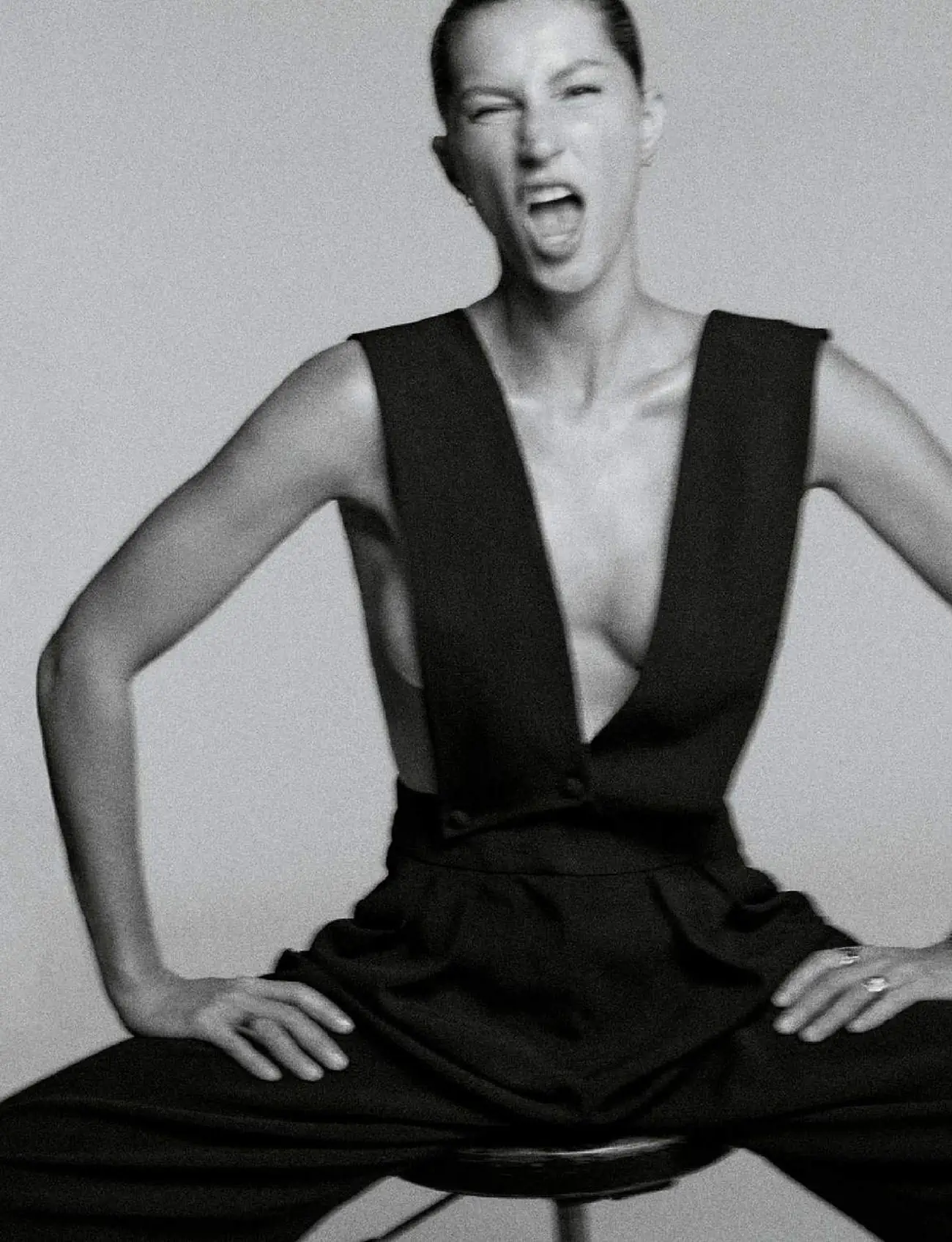 Gisele Bündchen covers Elle France August 31st, 2023 by Chris Colls - fashionotography