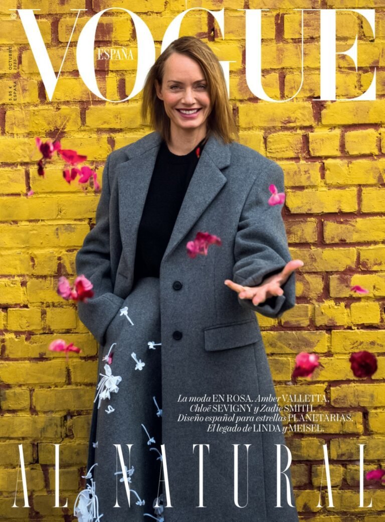 Amber Valletta covers Vogue Spain October 2023 by Alex Webb ...