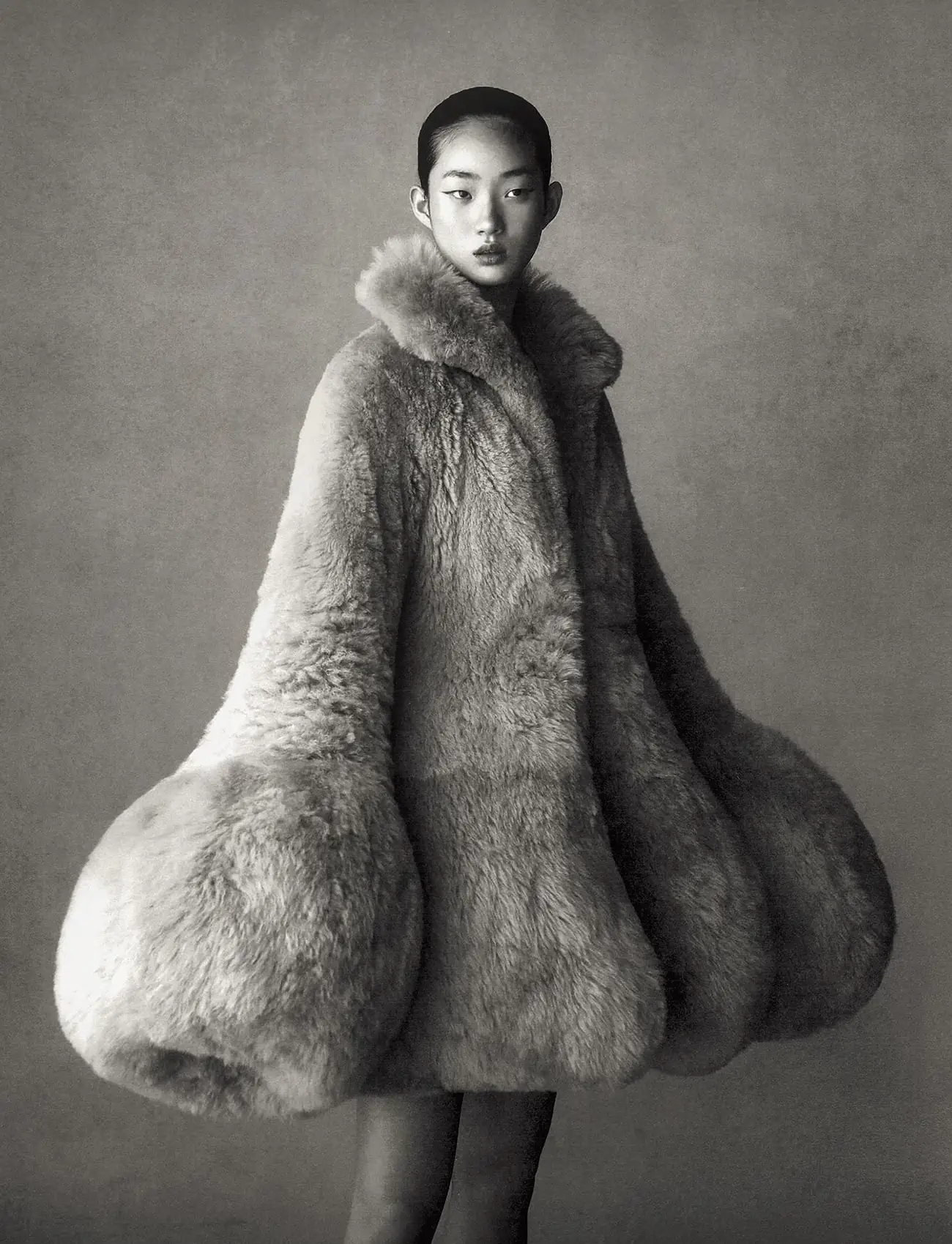 Hyunji Shin in Loewe on Numéro November 2023 cover by Szilveszter Makó ...