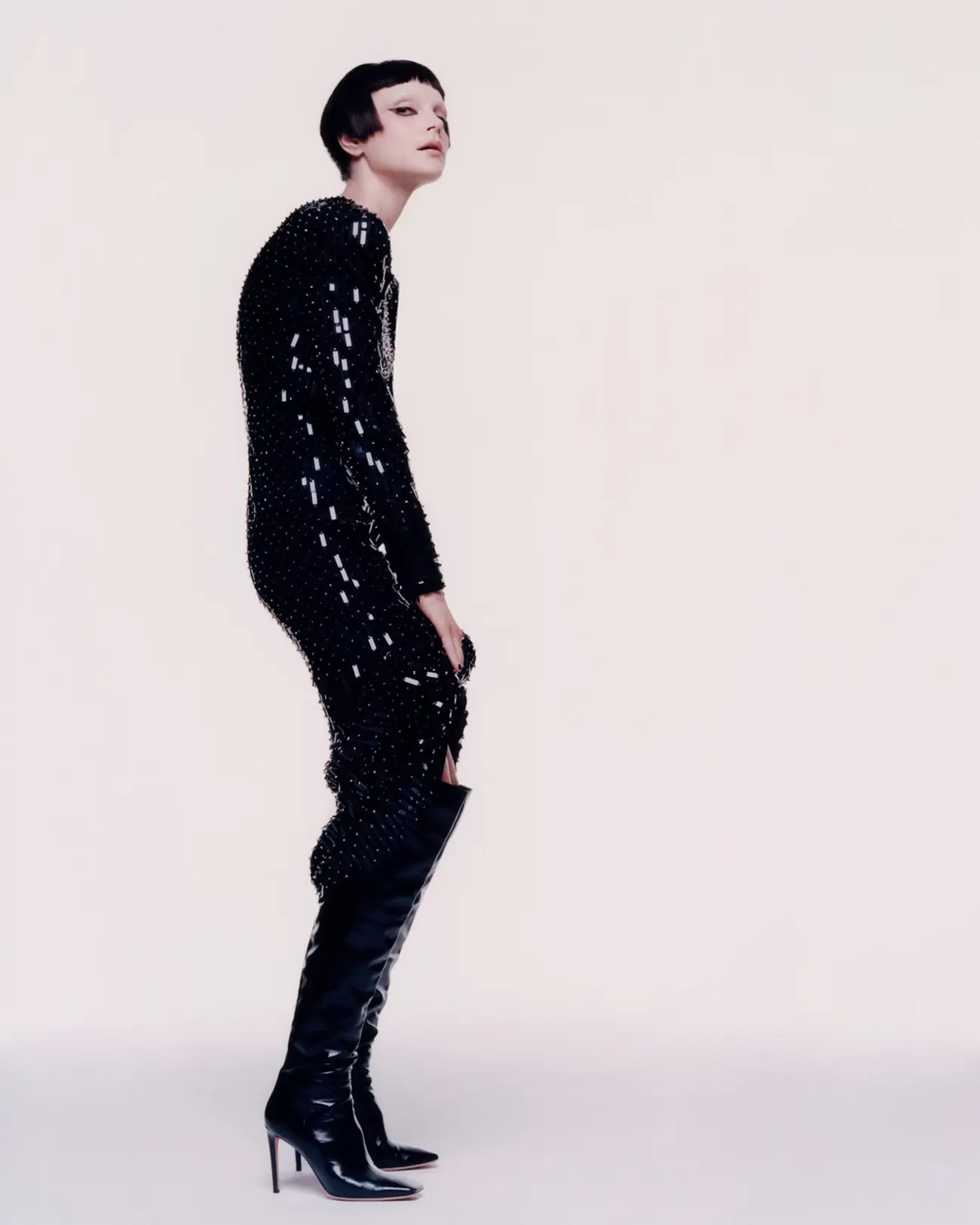 Jessica Stam covers Numéro Netherlands December 2023 Digital Edition by ...