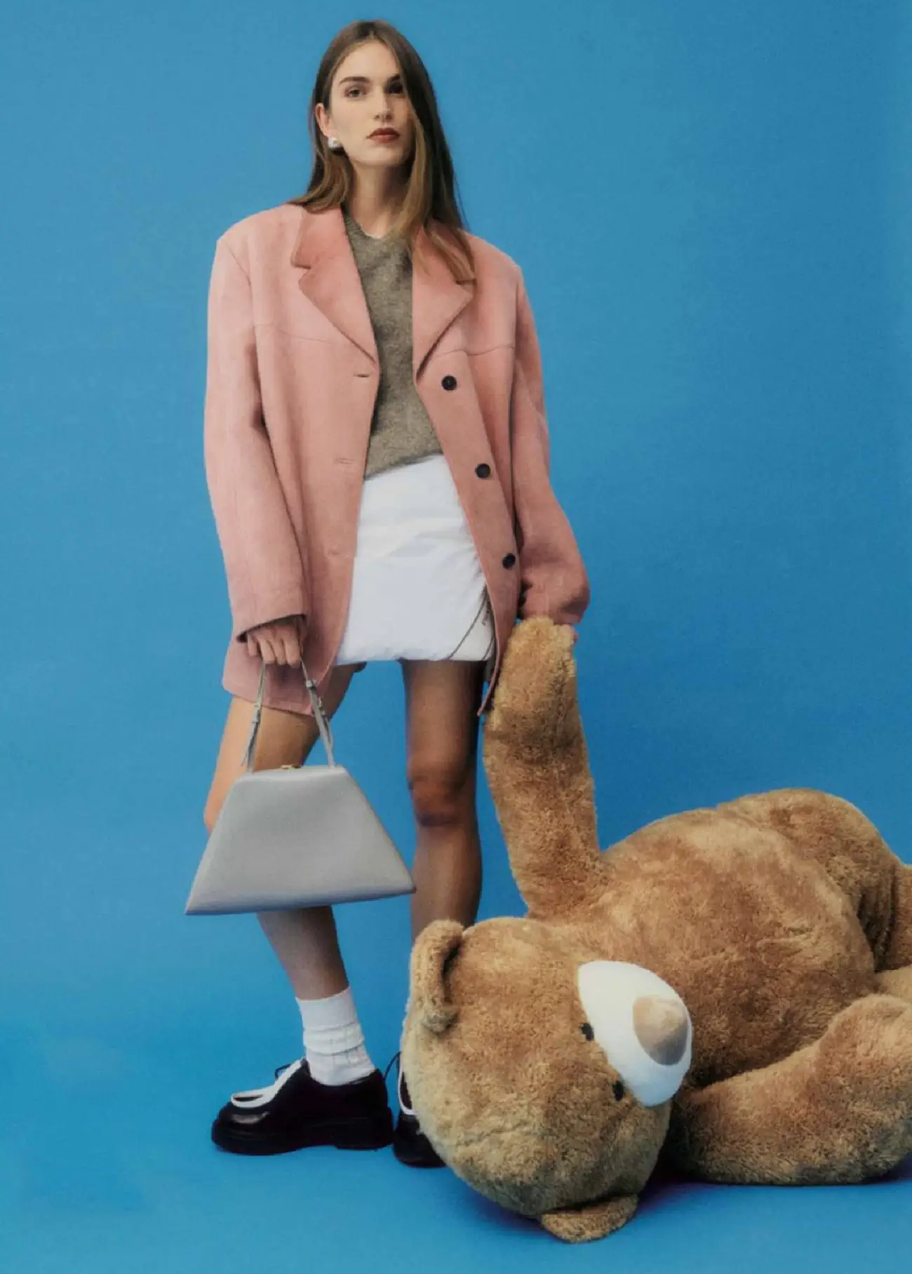Anna Palgen by Patrizia Leuzzi for Elle France January 25th, 2024 ...