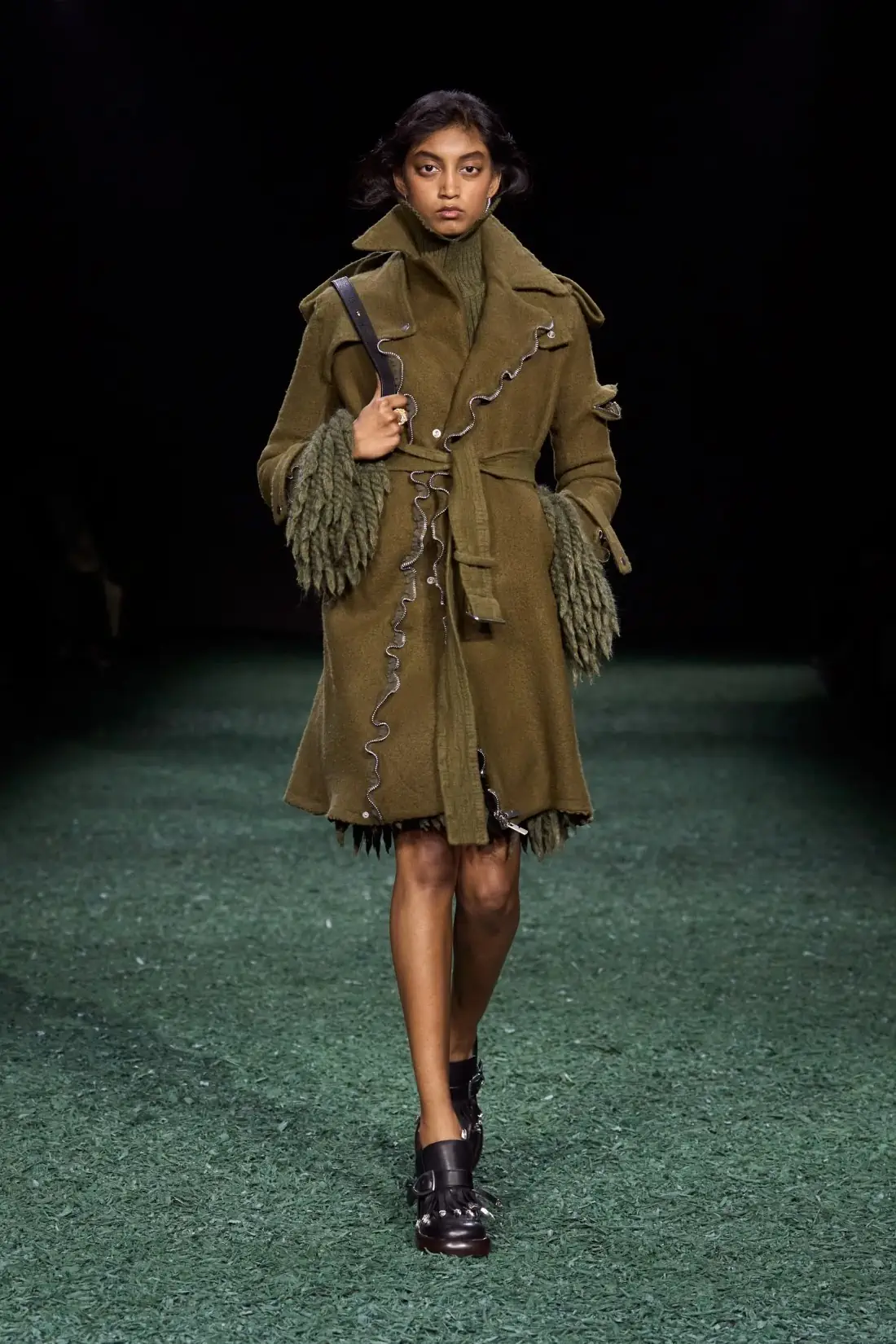 Burberry Fall/Winter 2024 - London Fashion Week - fashionotography