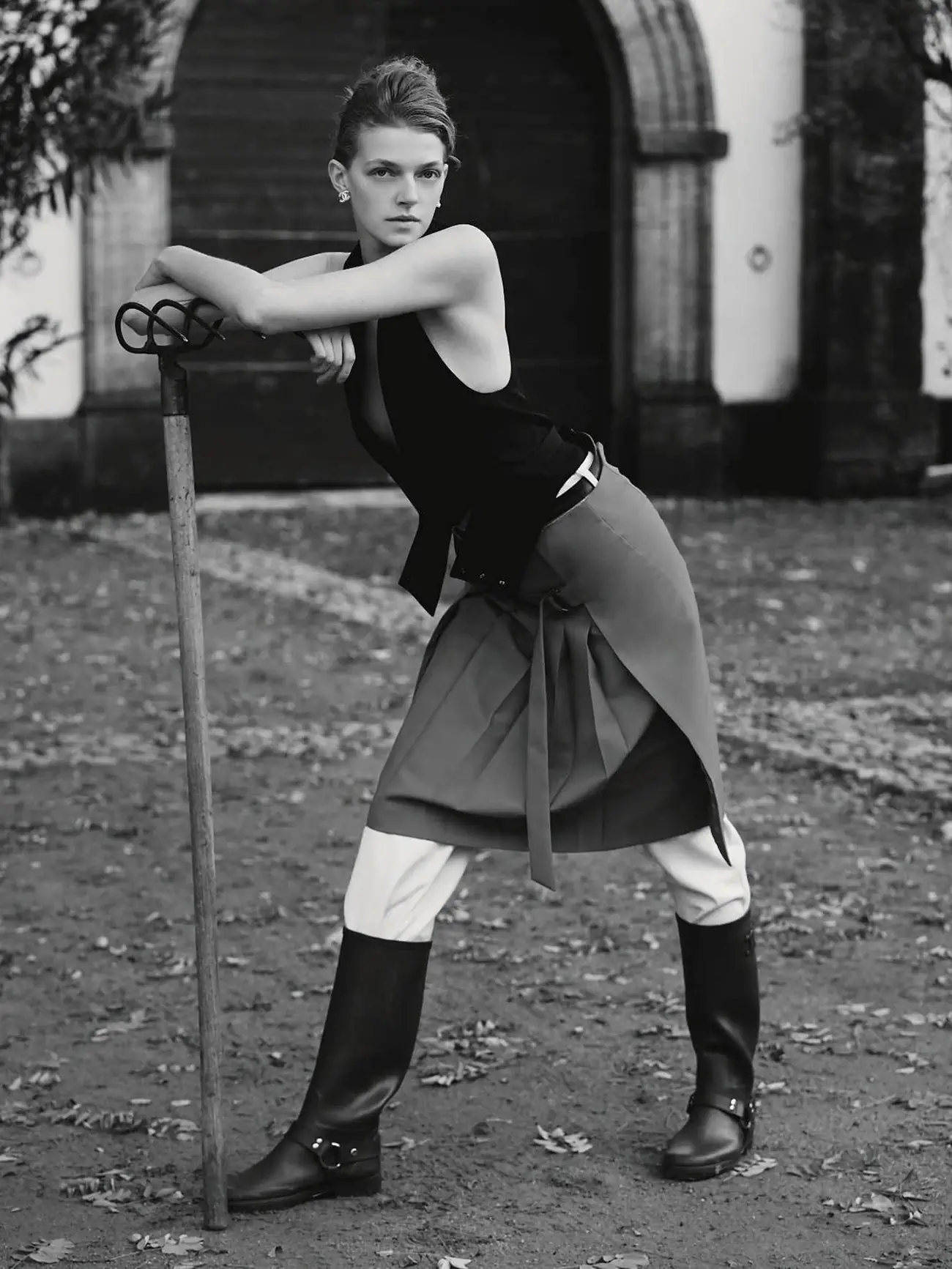 Eliza Kallmann by François Rotger for Elle Italia February 22nd, 2024 ...