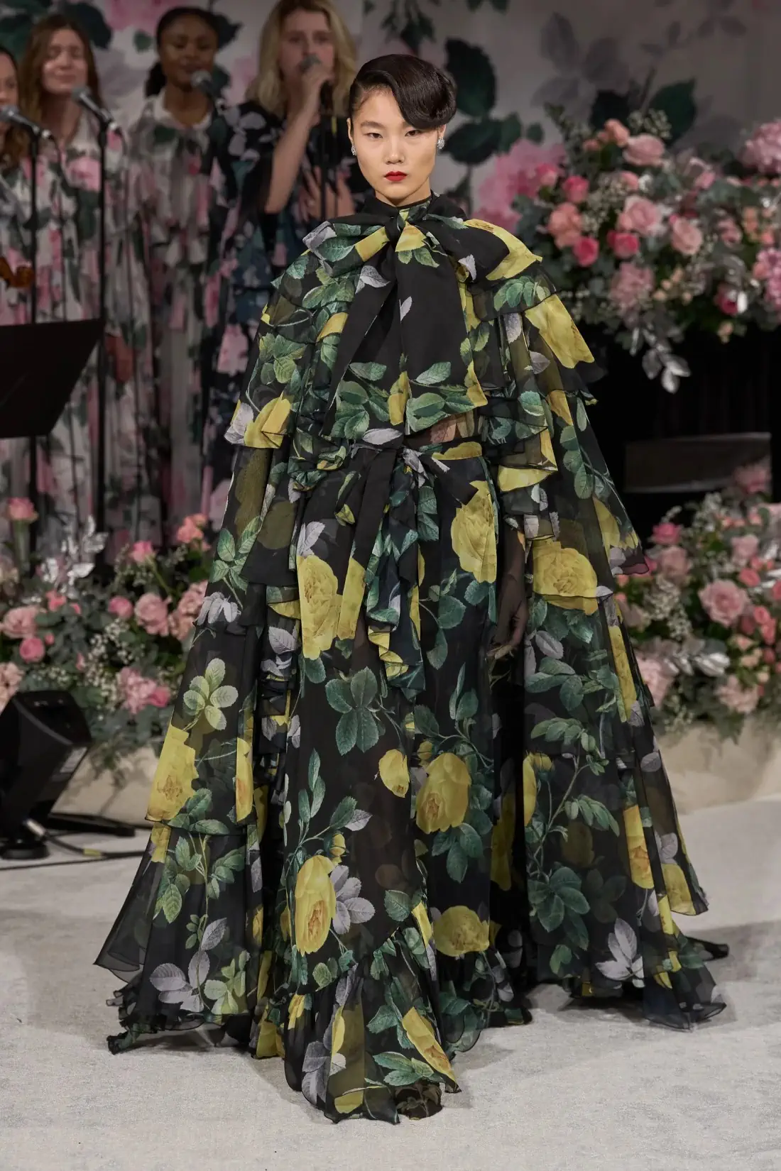 Richard Quinn Fall/Winter 2024 - London Fashion Week - fashionotography