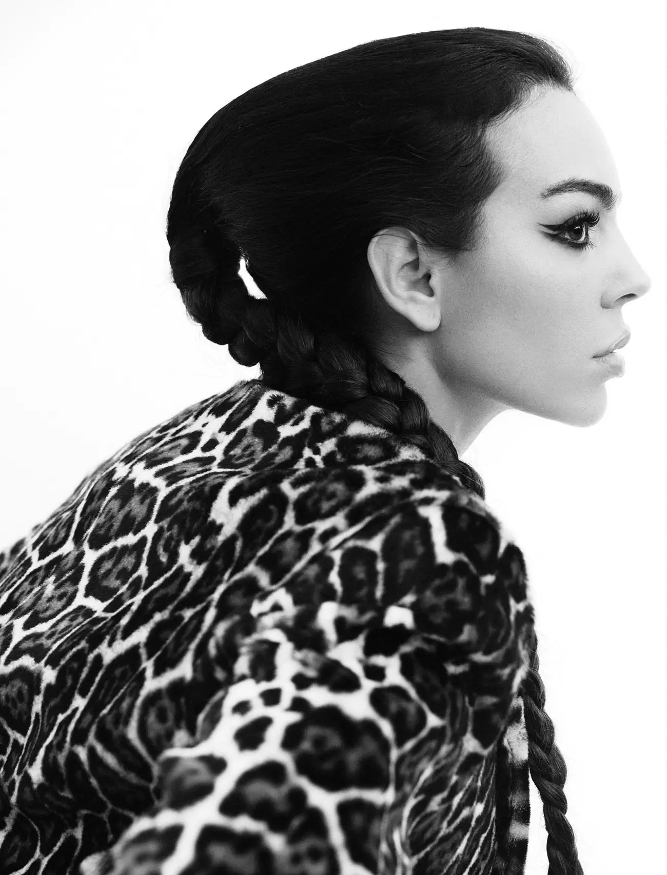 Georgina Rodríguez covers Vogue Mexico & Latin America February 2024 by ...