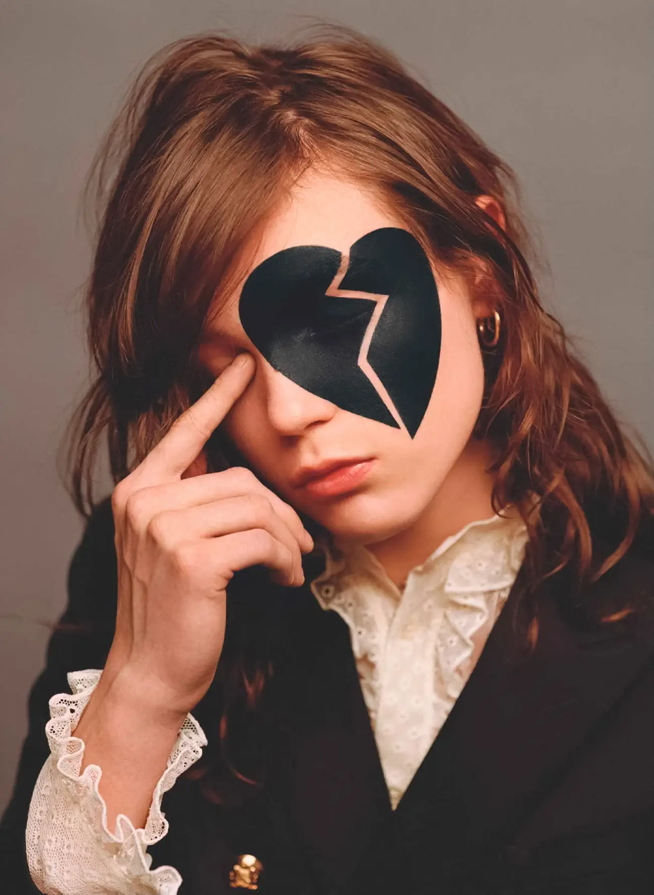 Karolina Spakowski covers Harper’s Bazaar France February 2024 by ...