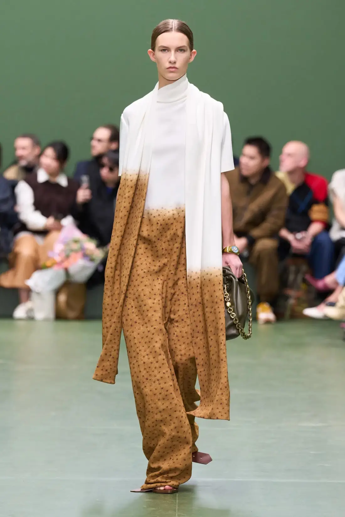 Loewe Fall/Winter 2024 - Paris Fashion Week - fashionotography