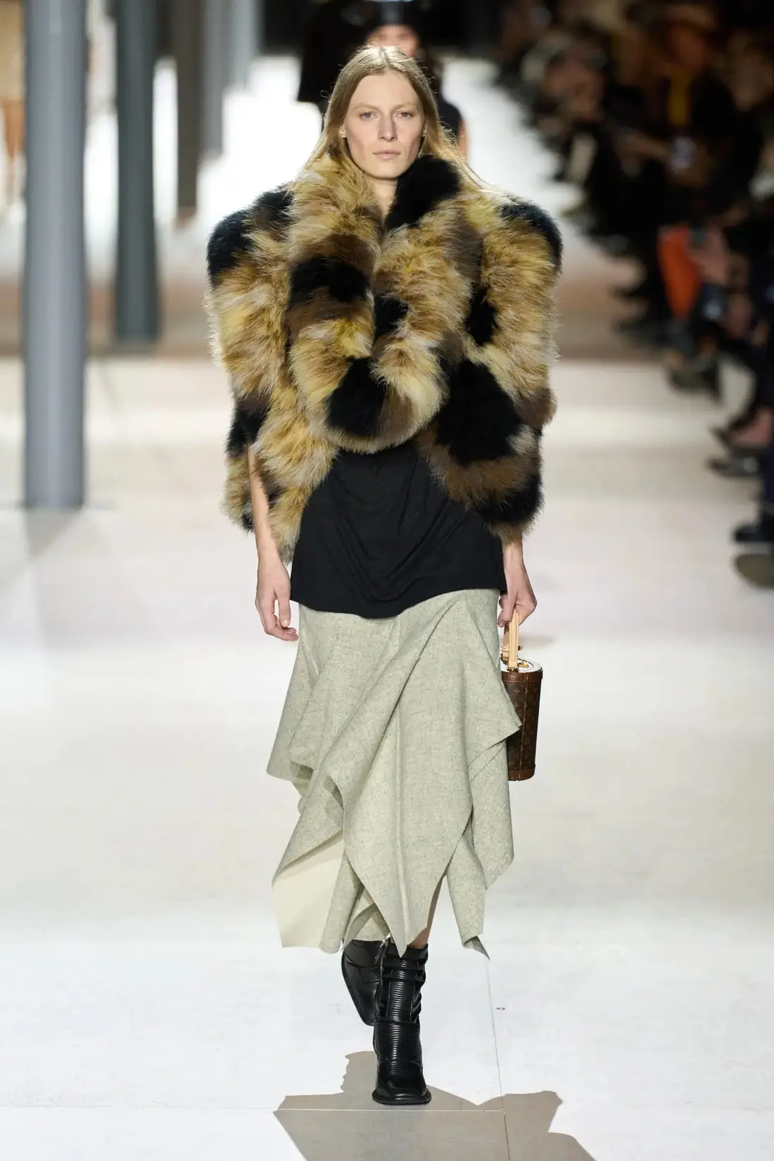 Louis Vuitton Fall/Winter 2024 - Paris Fashion Week - fashionotography