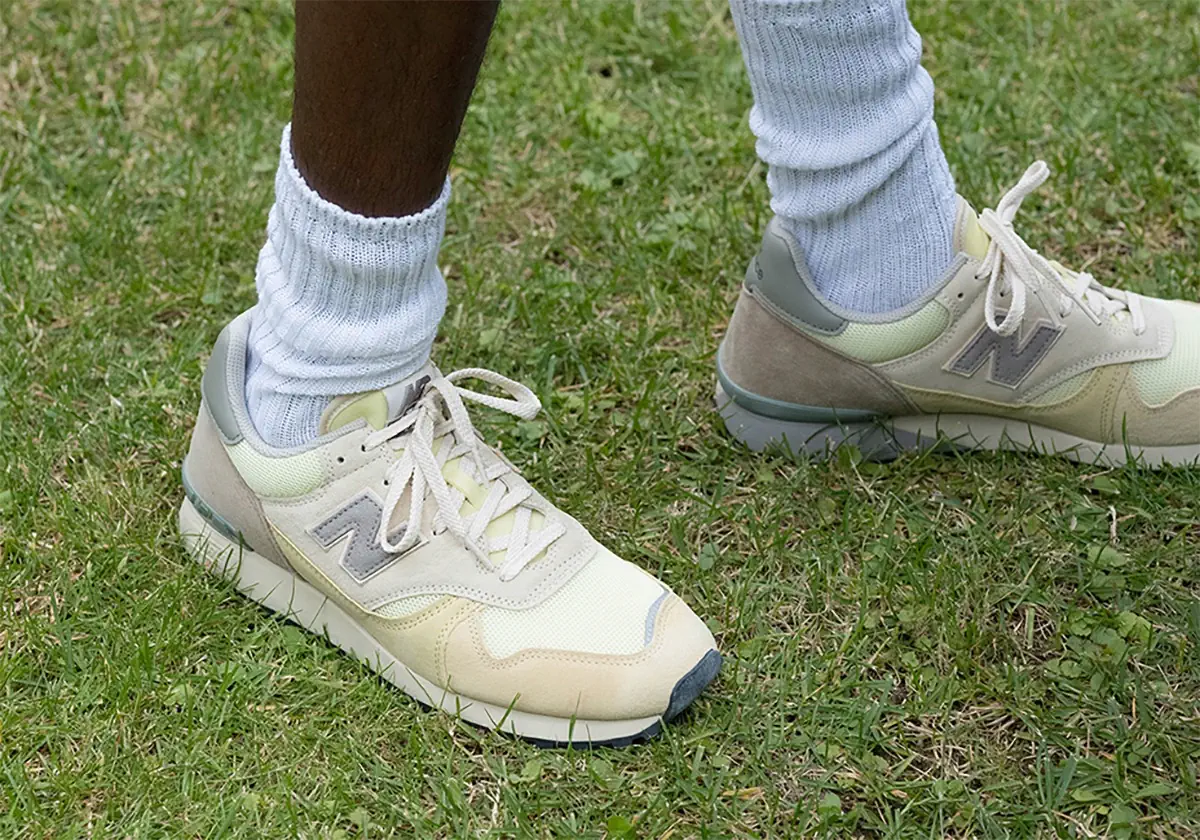 Auralee and New Balance 475 - A partnership built on subtlety ...