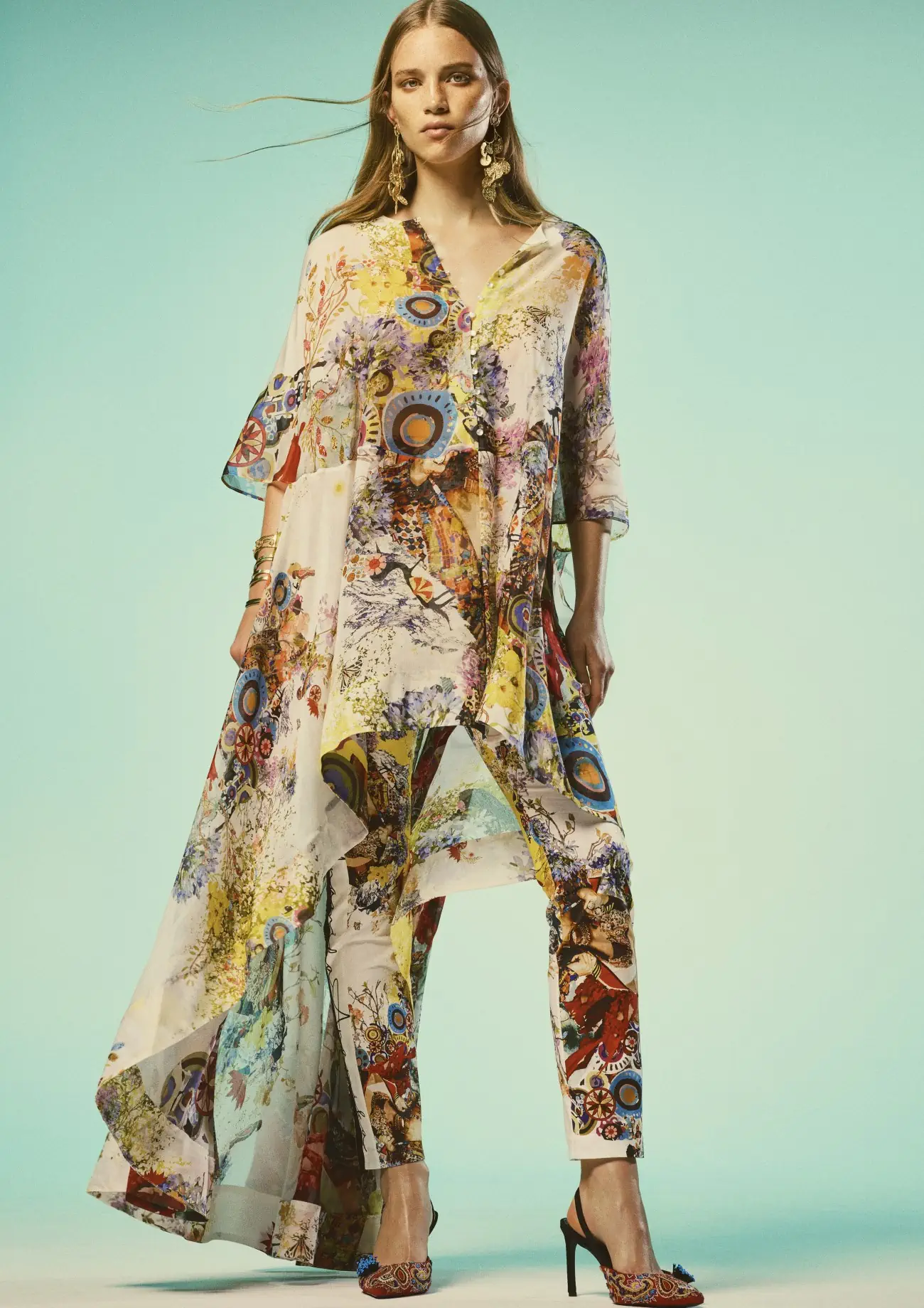 H&M collaborates with Indian designer Anamika Khanna - fashionotography