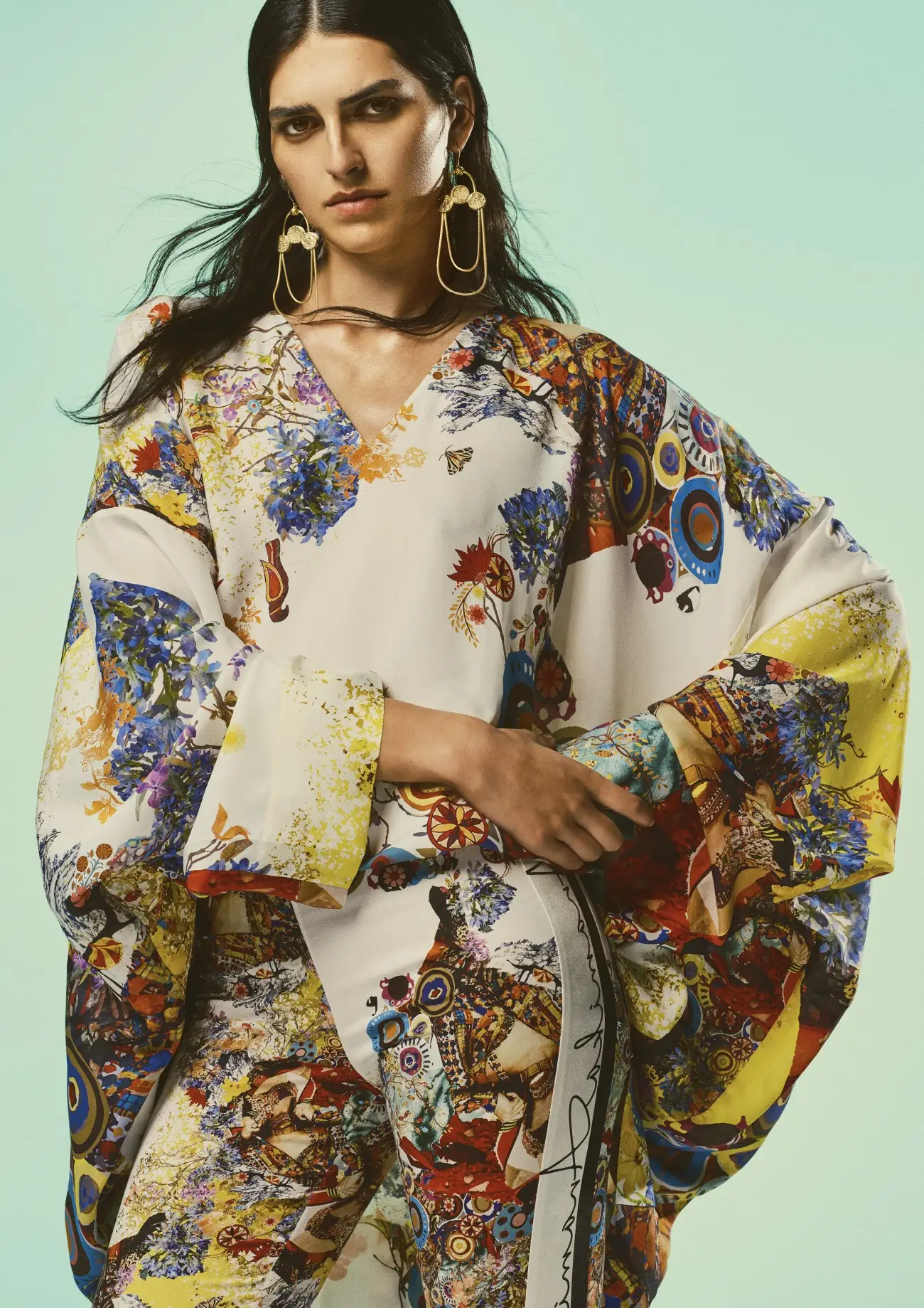 H&M collaborates with Indian designer Anamika Khanna - fashionotography