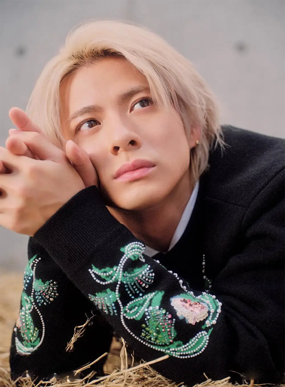 Sho Hirano in Louis Vuitton on Vogue Japan August 2024 by Kizen ...